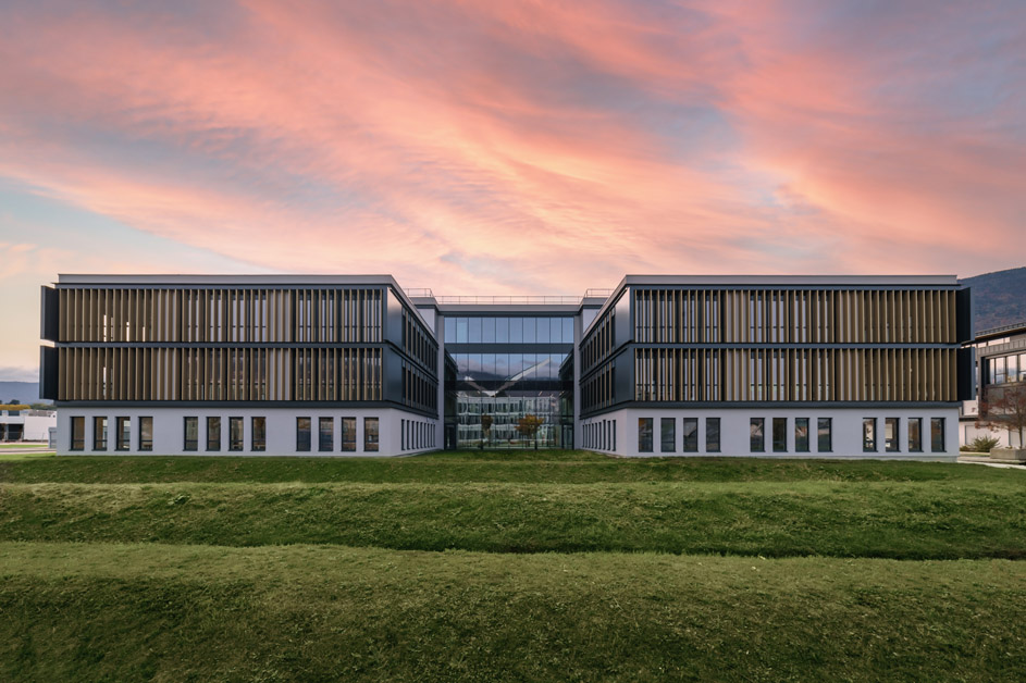 Technolac - Old School Concept